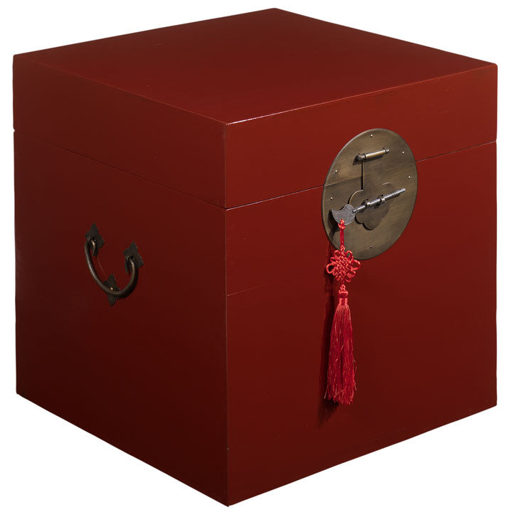 Square Trunk, Red Lacquer — Shimu